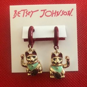 Betsey Johnson | Jewelry | Betsey Johnson Gold Tone Lucking Out Lucky ...